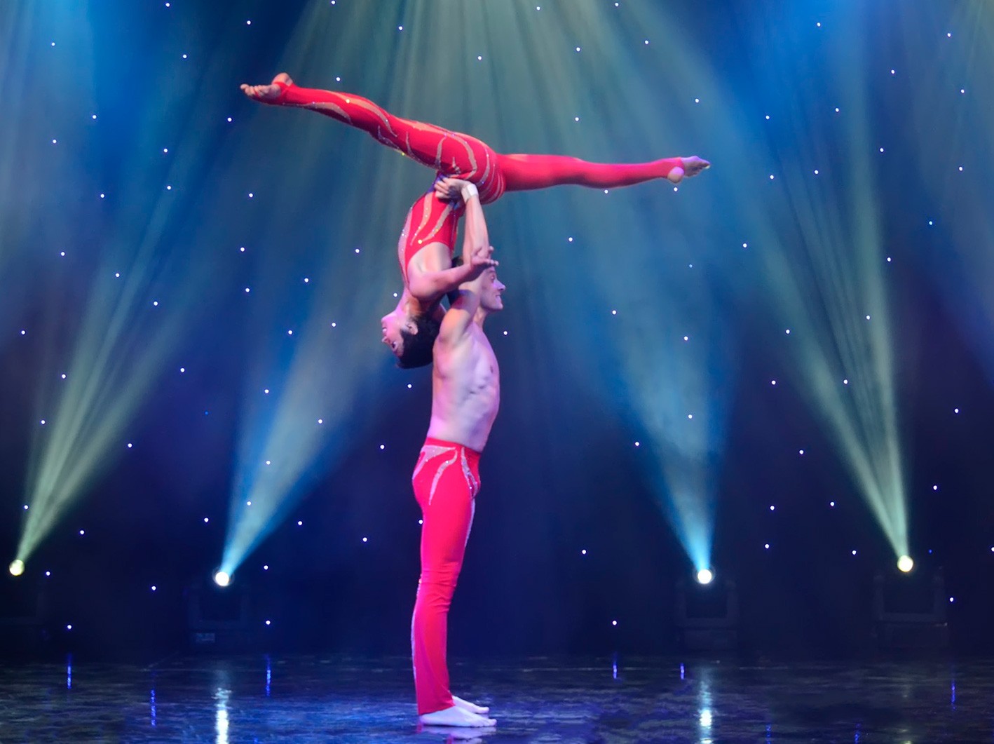 SoulDuo Acrobatic Show | Gallery