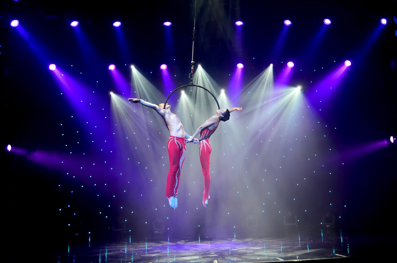 SoulDuo Acrobatic Show | Gallery